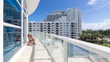 Loft Deluxe (M19) | Vista da varanda