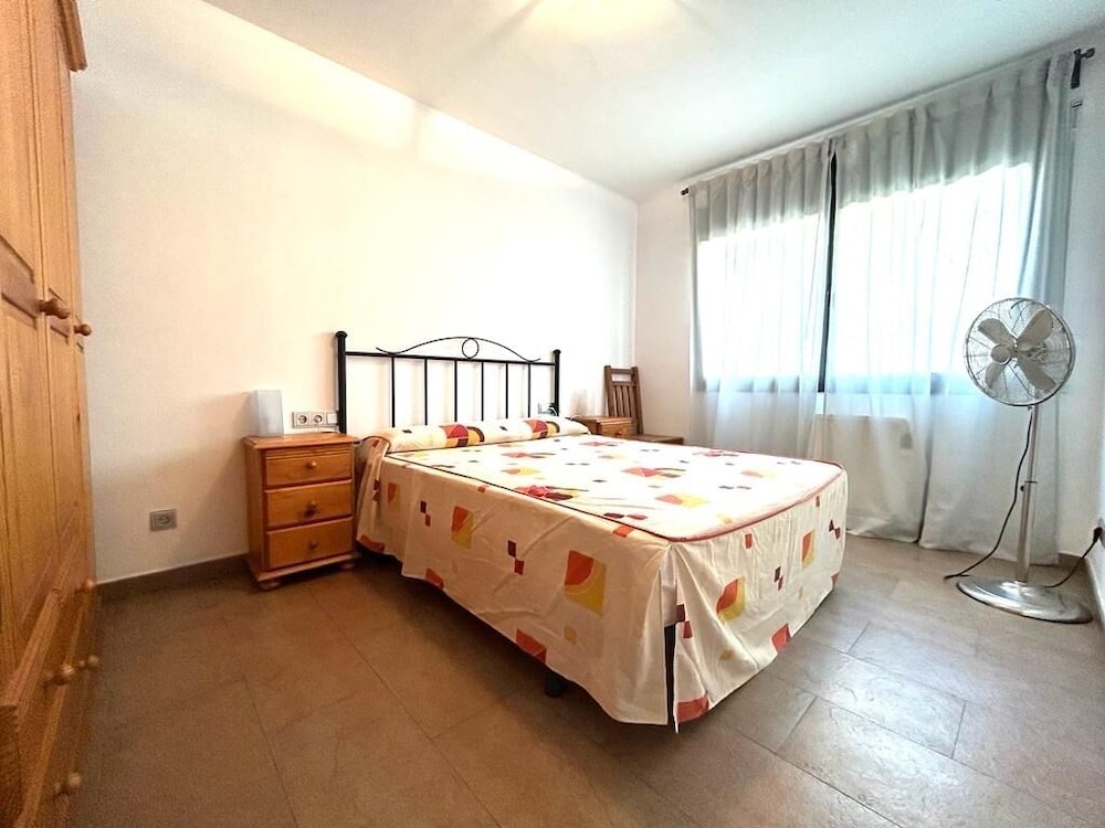Chalet Con Piscina, Parking Y Wifi Junto Roc De Sant Gaieta Con Vistas Al Mar. - Comarruga