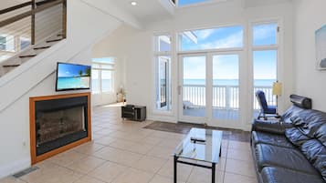 Casa, várias camas (La Mer) | Sala de estar