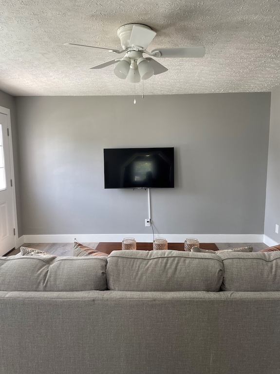 Holland Suites, Suite #2 - Kentucky