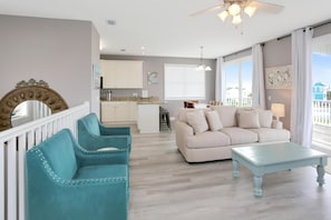 Casa, várias camas (Pearly Shells) | Sala de estar