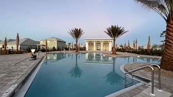 Casa, várias camas (The Sandpiper) | Piscina