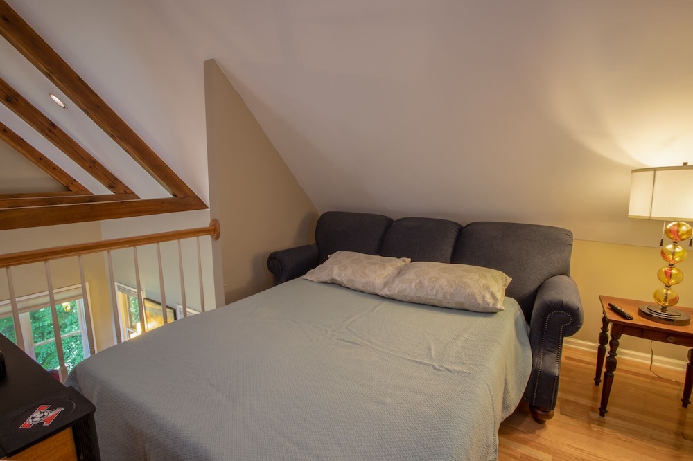Charming Cottage Near Downtown - Blowing Rock, NC