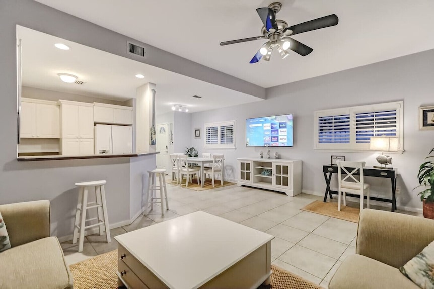 Ocean Oasis: Steps To Beach/close To Mayo Sleeps8! - Jacksonville Beach, FL