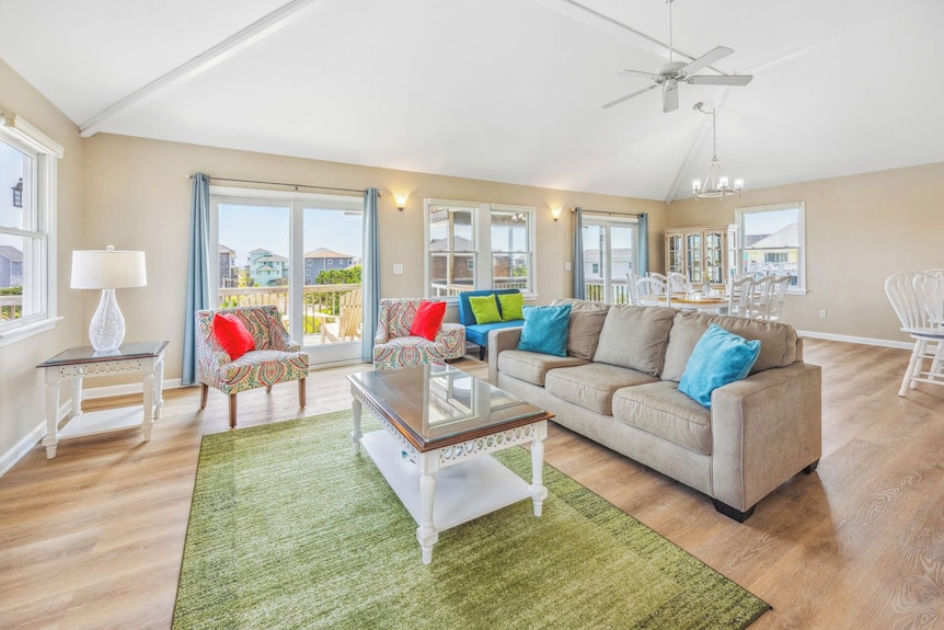 Oceanview Home W/ Private Pool, Hot Tub, Elevator, Game Room, Boardwalk To Beach - 北卡羅來納