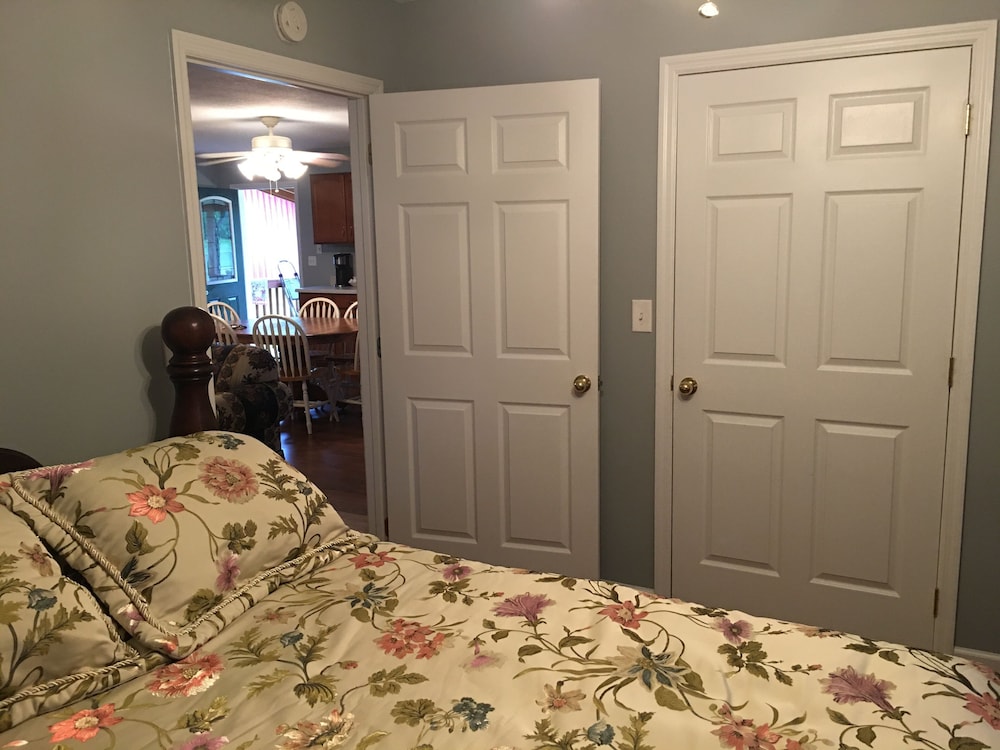 Clearfork Creek Lodging & Rv Campground House - Indian Mountain State Park, Jellico