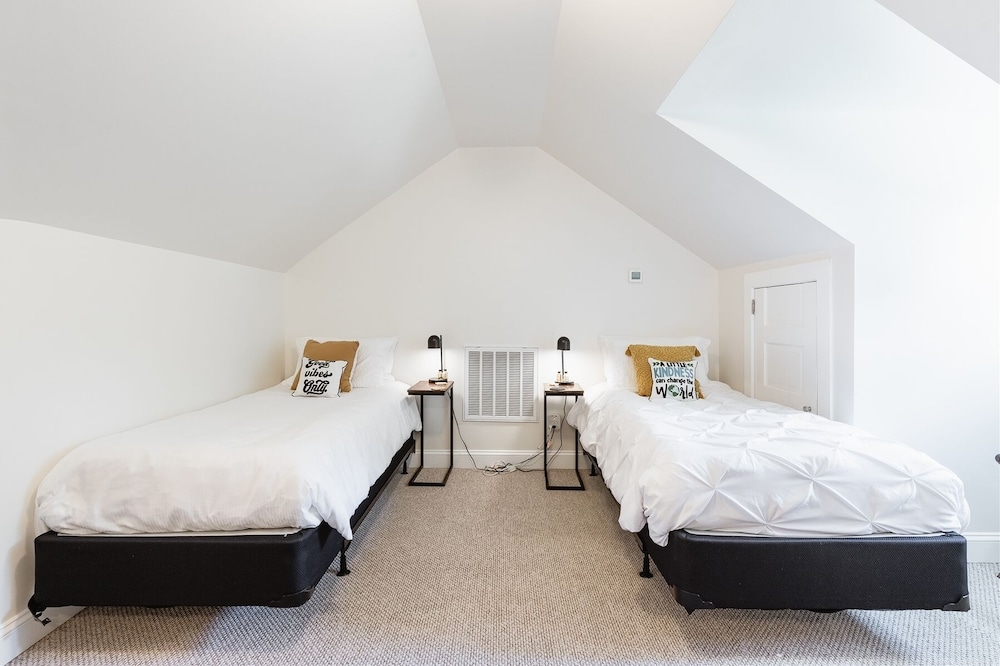 Jungalow Retreat | 4 Bed, 2 Bath - Greenville, SC