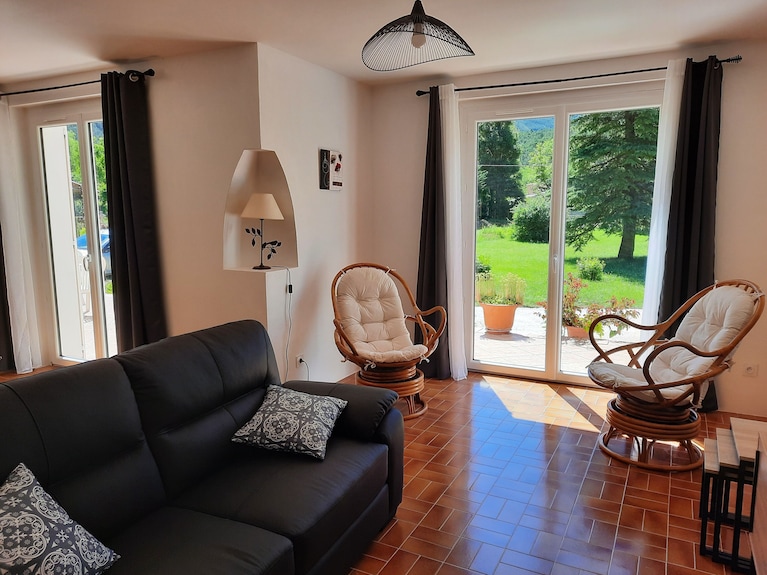 Villa Verdon Castellane *** Très Agréable Villa Spacieuse, Grand Jardin Arboré - Gorges du Verdon