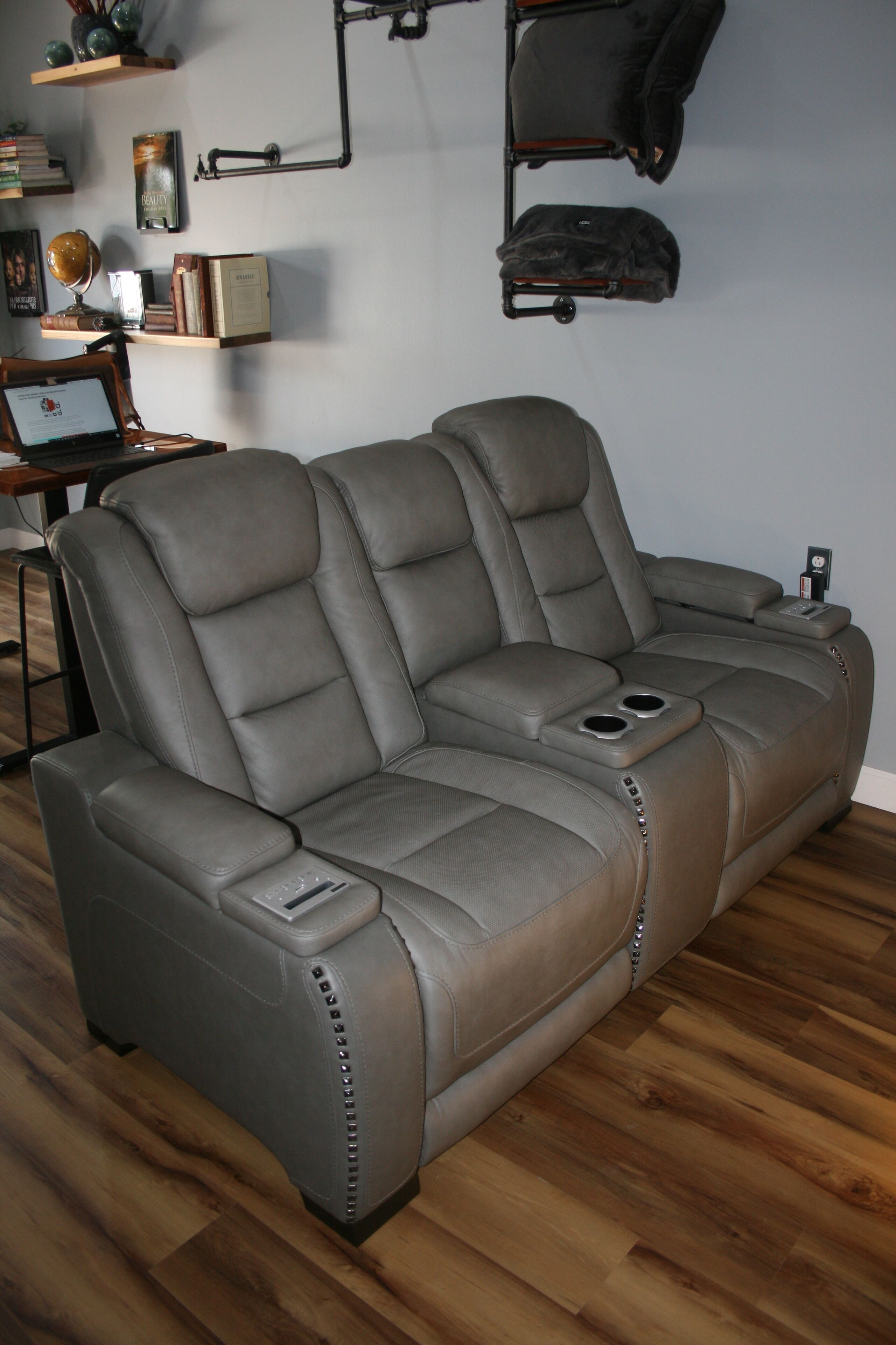 Posh Studio Flat, Smart Enabled, Wvu Tech District, Ada Compliant, 15% Military - Little Beaver State Park, Beaver