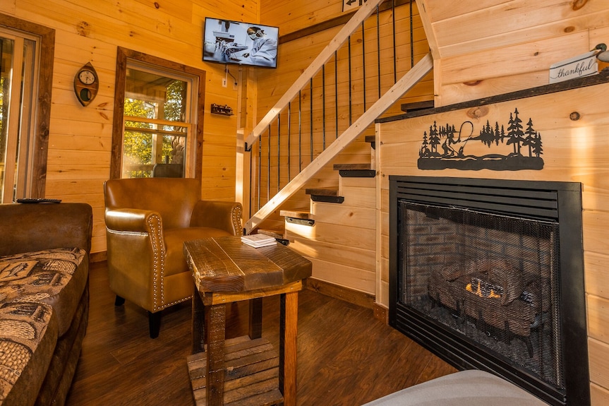 Bufflehead | Cabin On The South Holston River - Bristol, TN