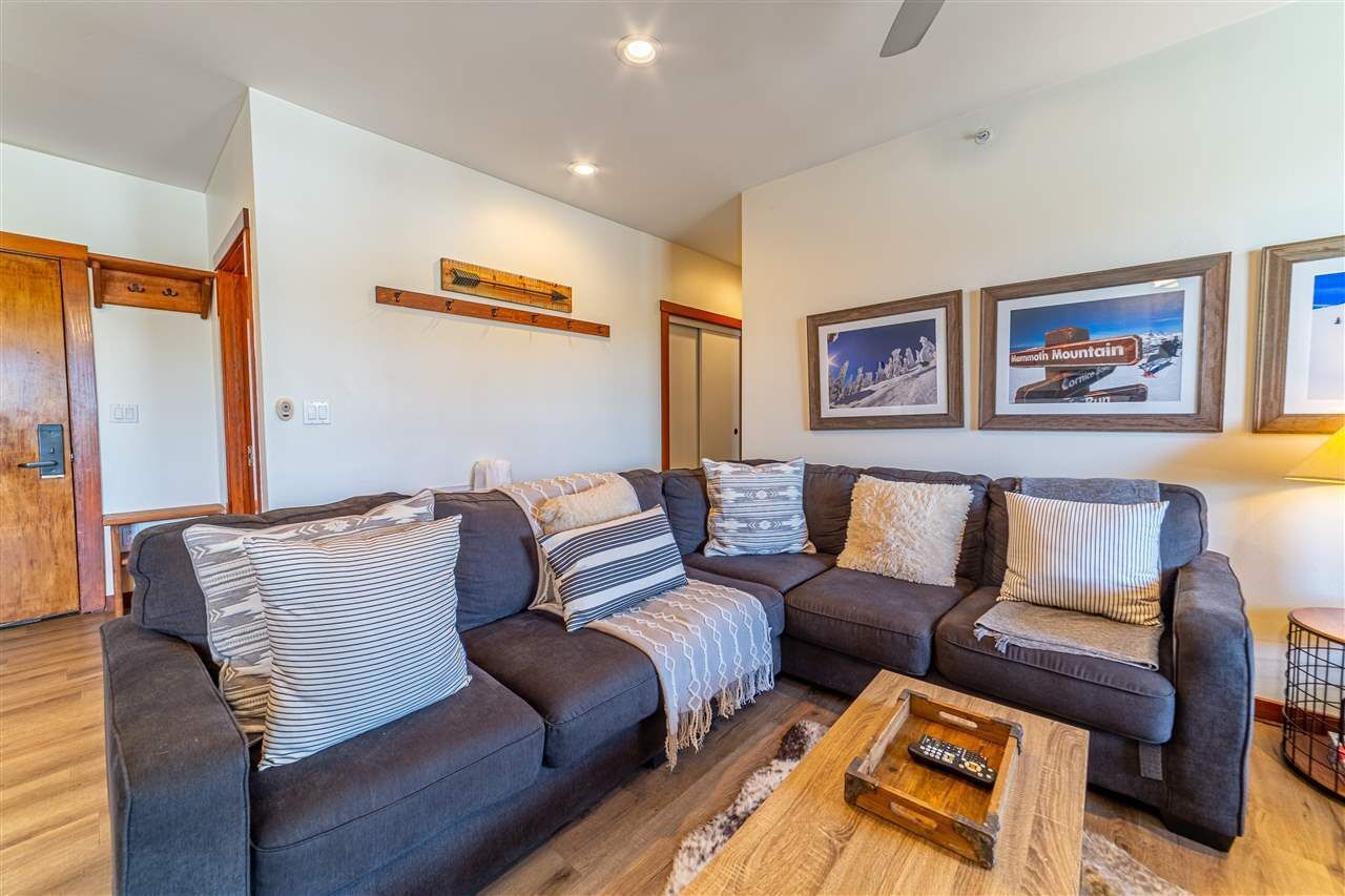 Large, Remodeled, Luxury Penthouse At Eagle Lodge - 六月湖