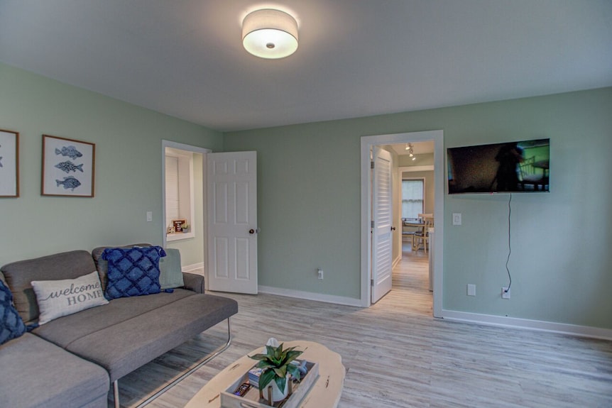 The Dogwood Cottage On Lake Guntersville - 好萊塢