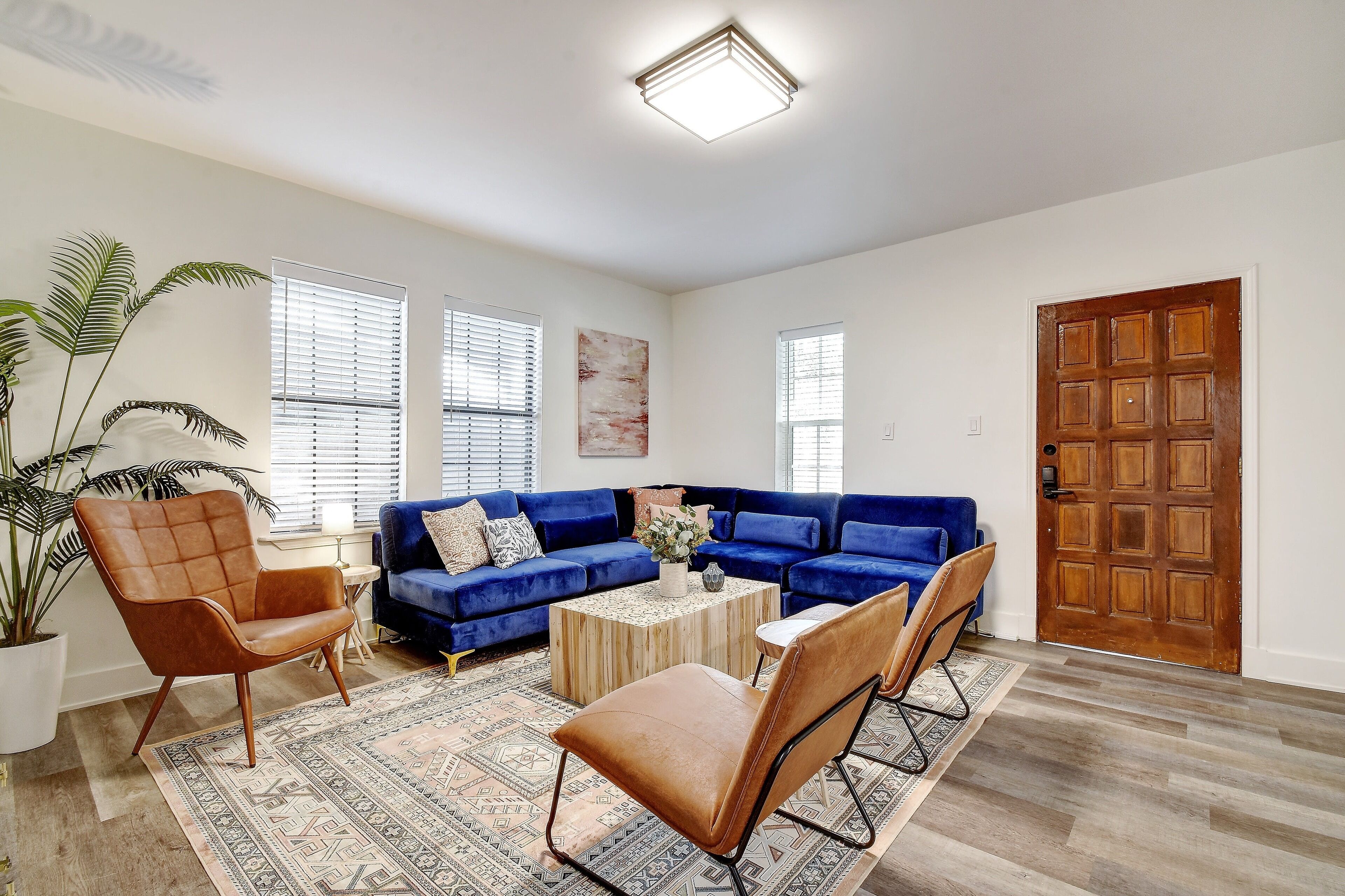 Stay In Style | Tranquil & Private 2-house Compound - Austin, TX