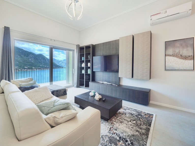 Luxurious Apartment With Captivating Majestic View - Kotor