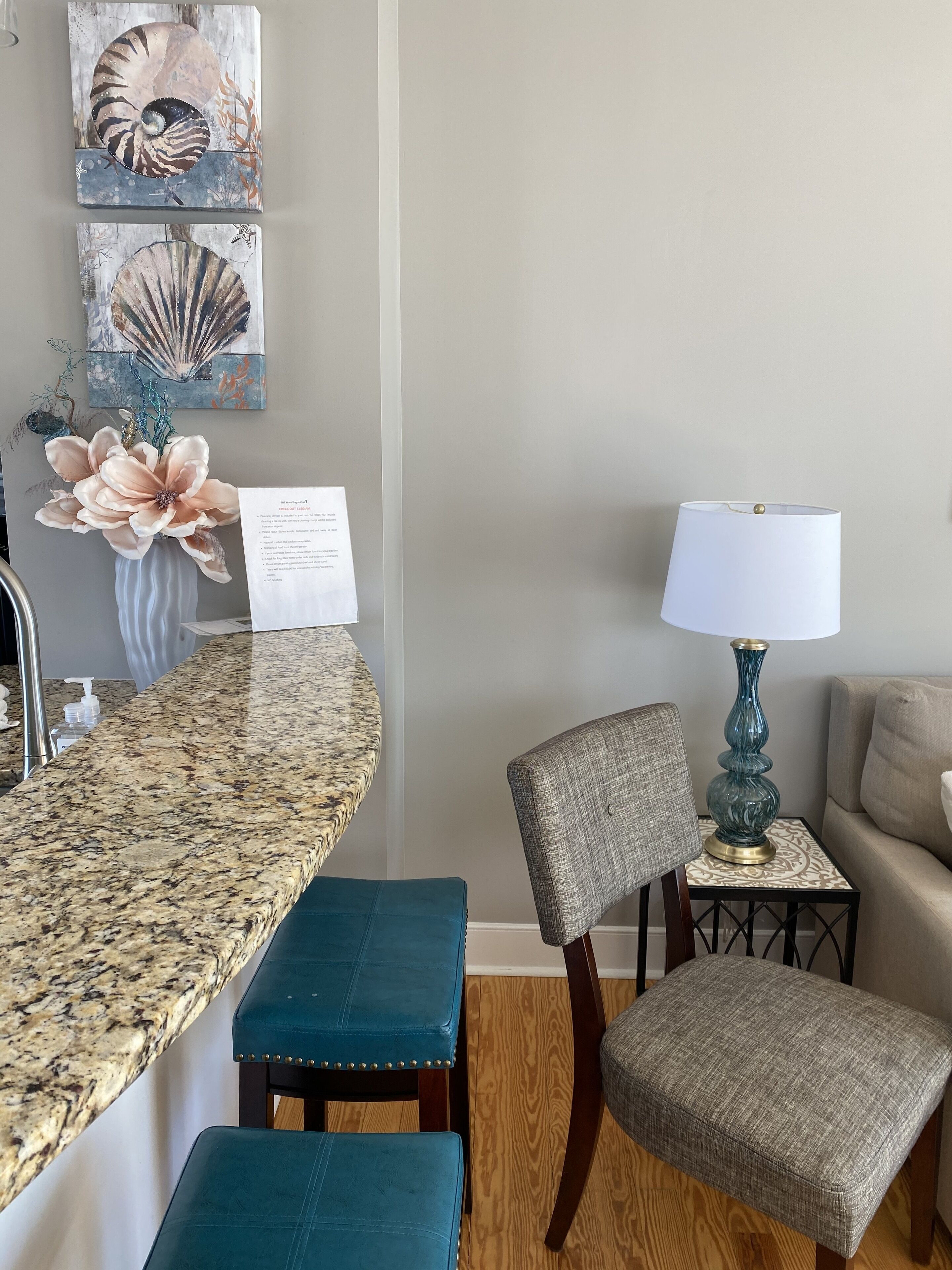 \Nluxury Atlantic Beach Retreat-2 Masters-pool-steps To Ocean-restaurants & Bars - Atlantic Beach, NC