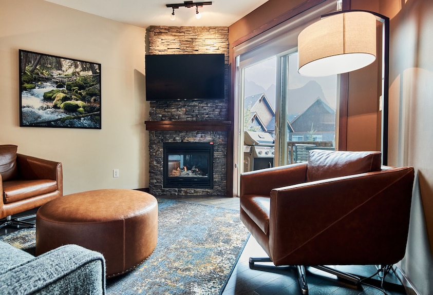 Premium Mountain View! Luxurious 2 Bed Condo At Stoneridge Mountain Resort - Banff National Park