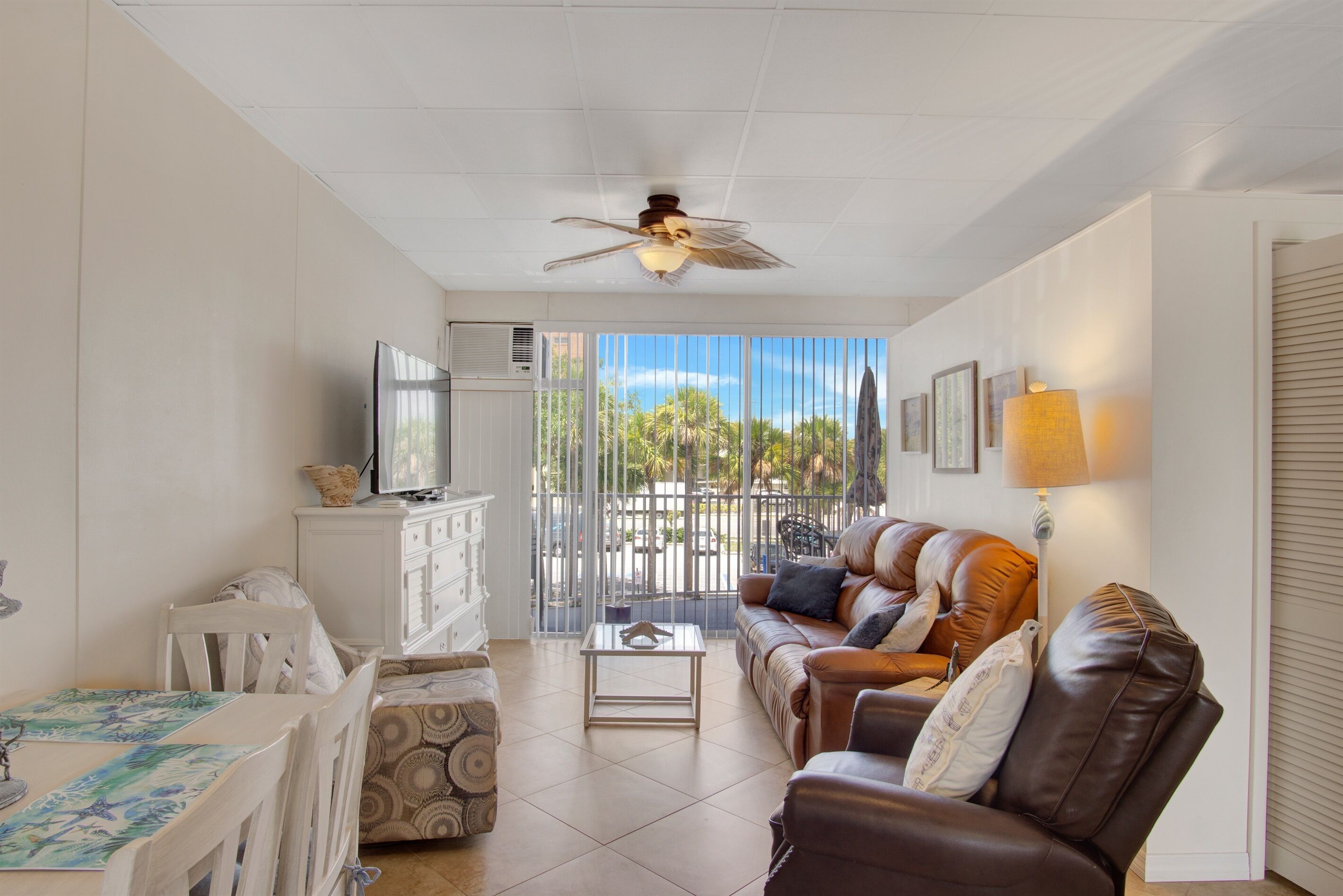 Belleview Gulf Studio/steps Away From Beach (378) - Indian Shores