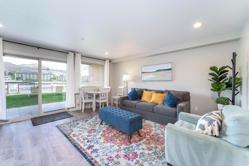 Grandview #612 - Luxury Waterfront Condo On Lake Chelan, Sleeps Up To 6! Walking - State of Washington