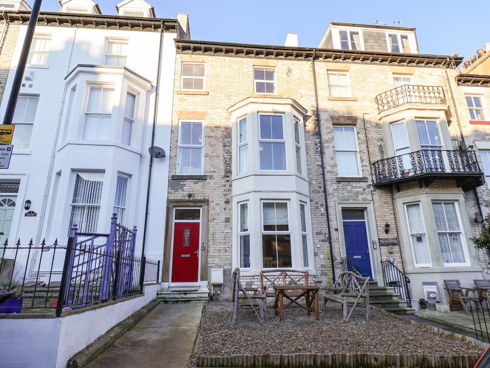 4 Normanby Terrace - Whitby