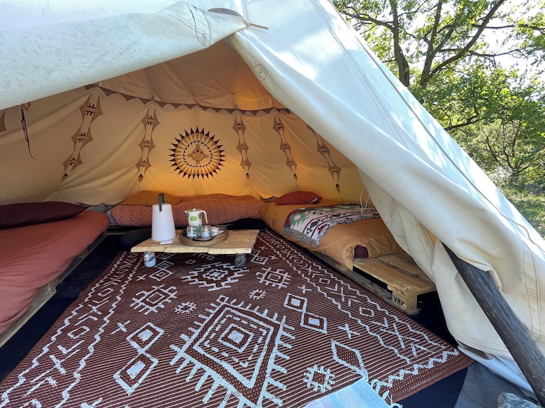 Naskapi Un Vrai Tipi Amérindien - Var