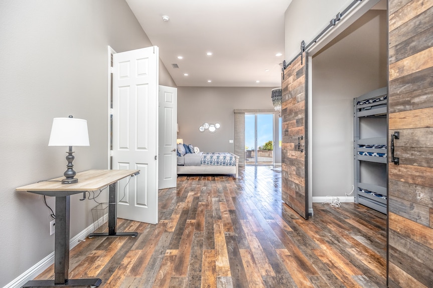 Serenity Mansion - Hilltop Mansion With 25 Beds! - 湖埃爾西諾