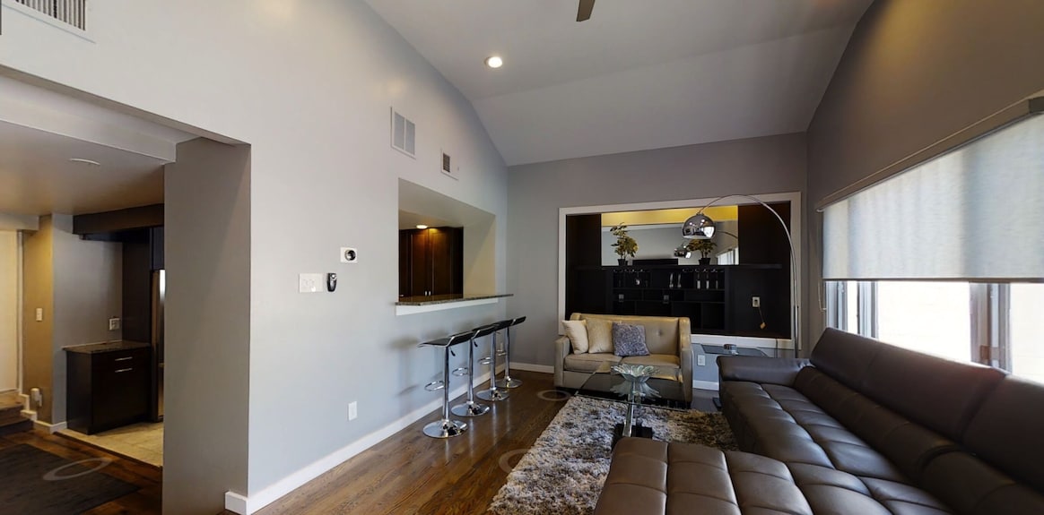 Entire Two-unit Four-story Townhouse, For Multi-family Vacations; Free Parking - Delaware