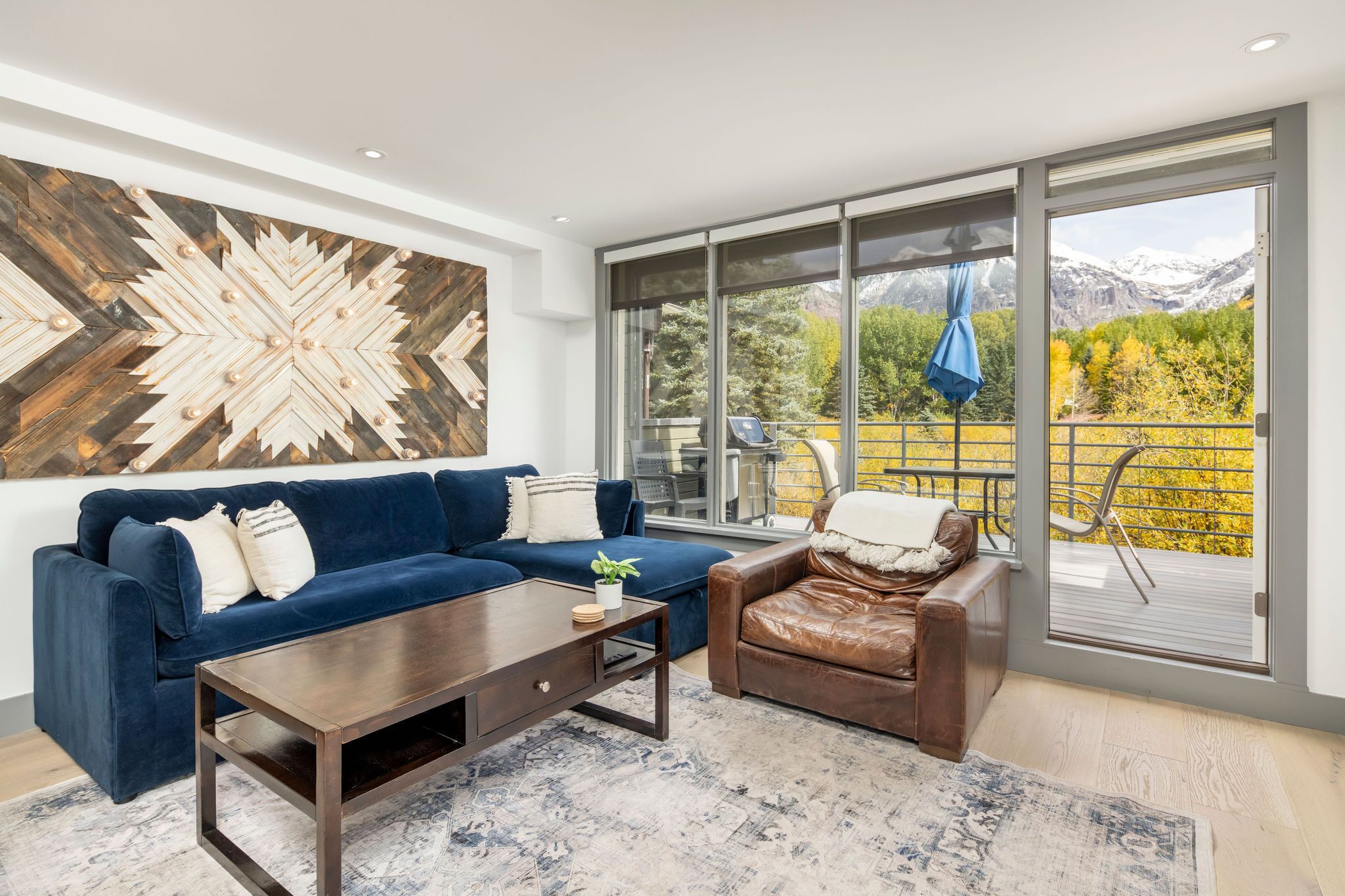 The River Trail Retreat: Waterfalls And Festivals - Silverton, CO