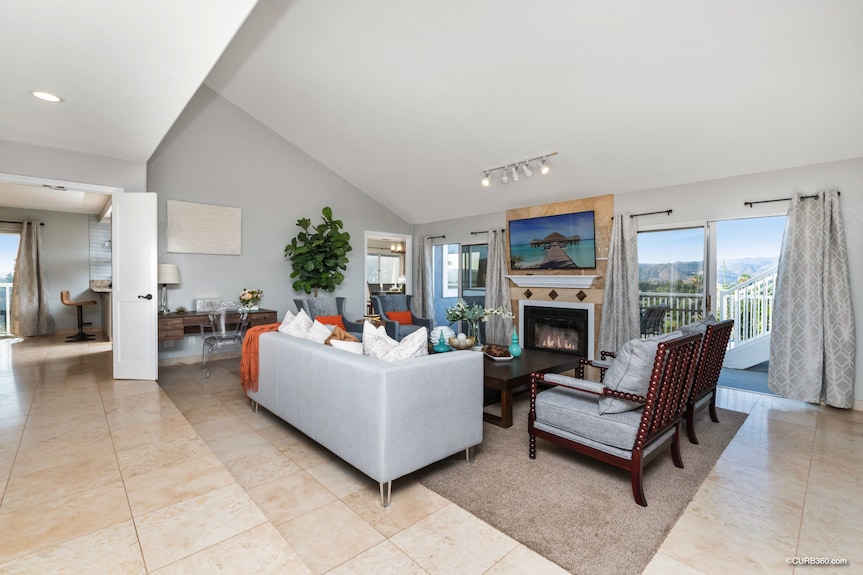 Paradise:pool Slide/game Room/evcharger/volleyball - Escondido