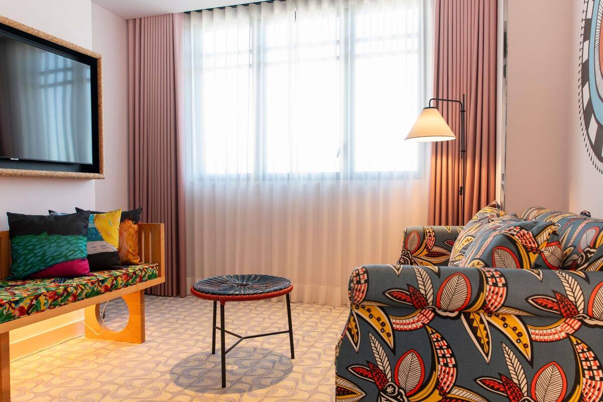 Large Mama Double | Quartos insonorizados, Wi-fi grátis, roupa de cama fornecida 