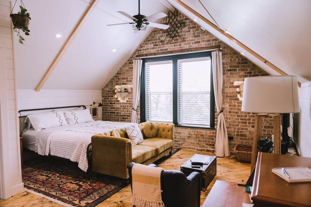 The Loft On Almo - Brenham, TX