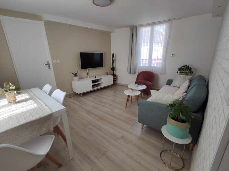 Cosy Appartement Dans Le Vieux Gonesse - Hauts-de-Seine