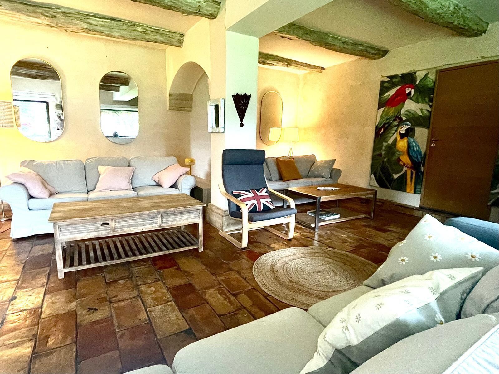 Large, Comfortable Provencal Farmhouse With Private Pool And Park For 12 People - Pernes-les-Fontaines