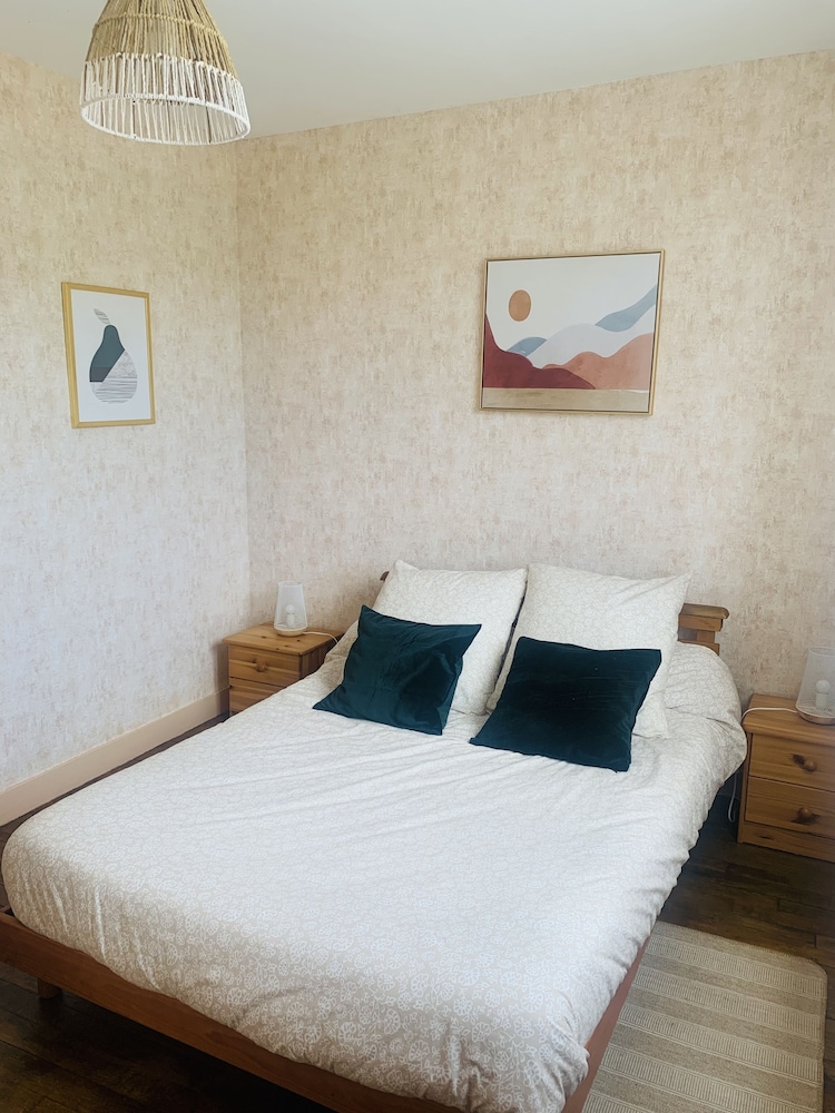 Jolie Maison 3 Pièces En Front De Mer Dans La Baie Du Mont Saint Michel - Manche