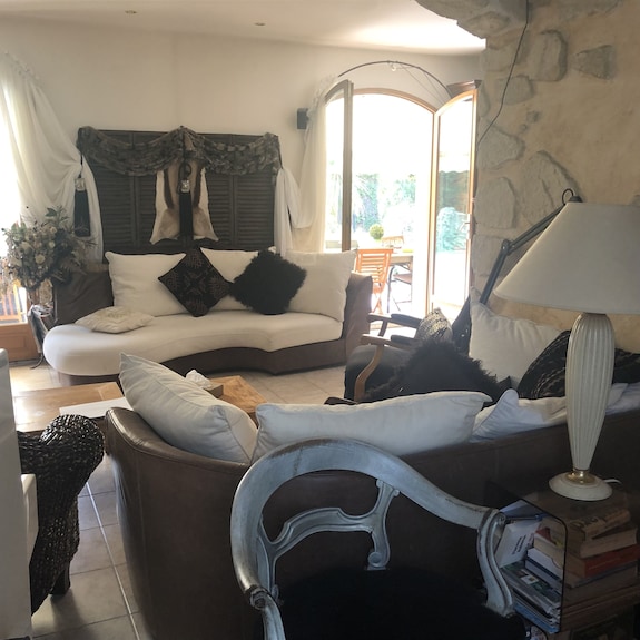 Maison Avec Piscine, Environnement Calme.- - Aix-en-Provence