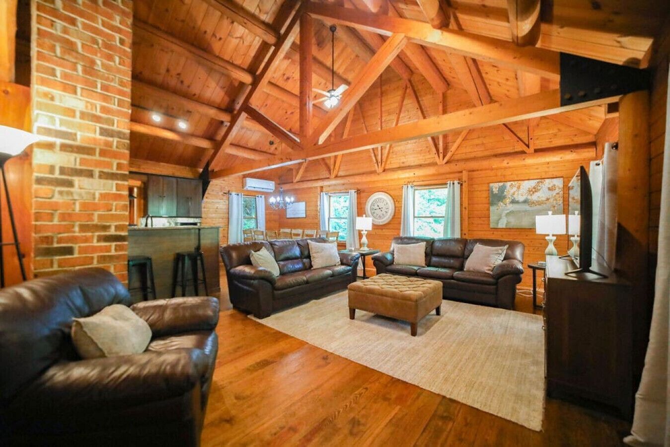 Afton Escape! New Arcade, Wineries, Breweries - Crozet, VA