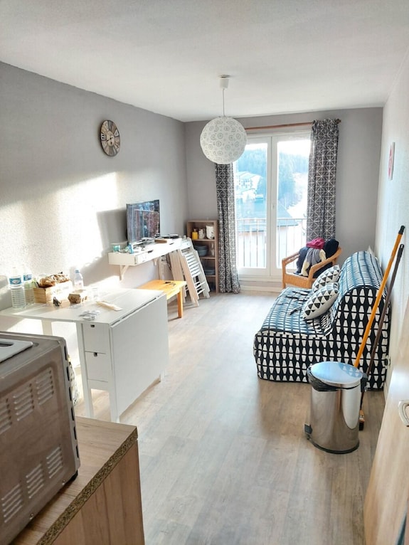 Joli Appartement T2 Cabine Avec Superbe Vu Sur La Montagne - Font-Romeu-Odeillo-Via