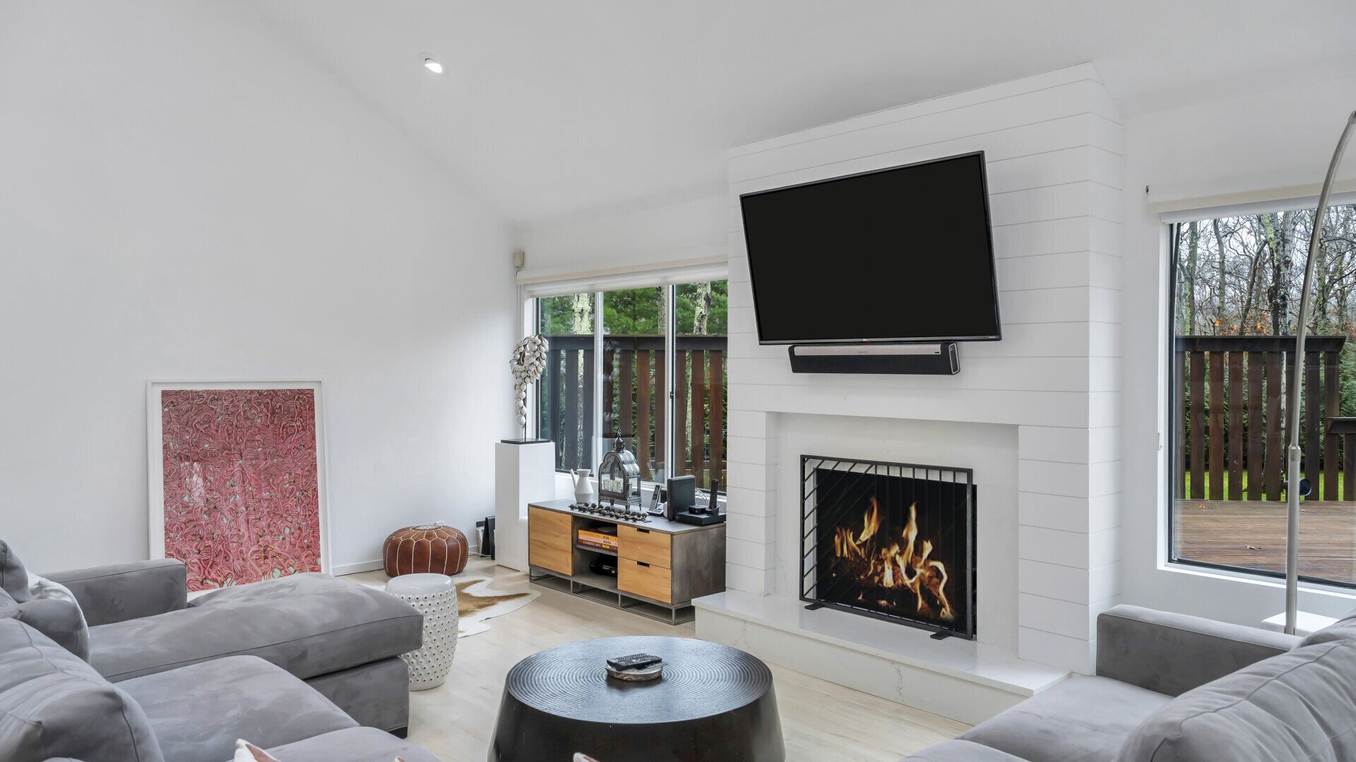 Contemporary Retreat On 1.4 Wooded Acres With An Open Floorplan And Private... - East Hampton, NY