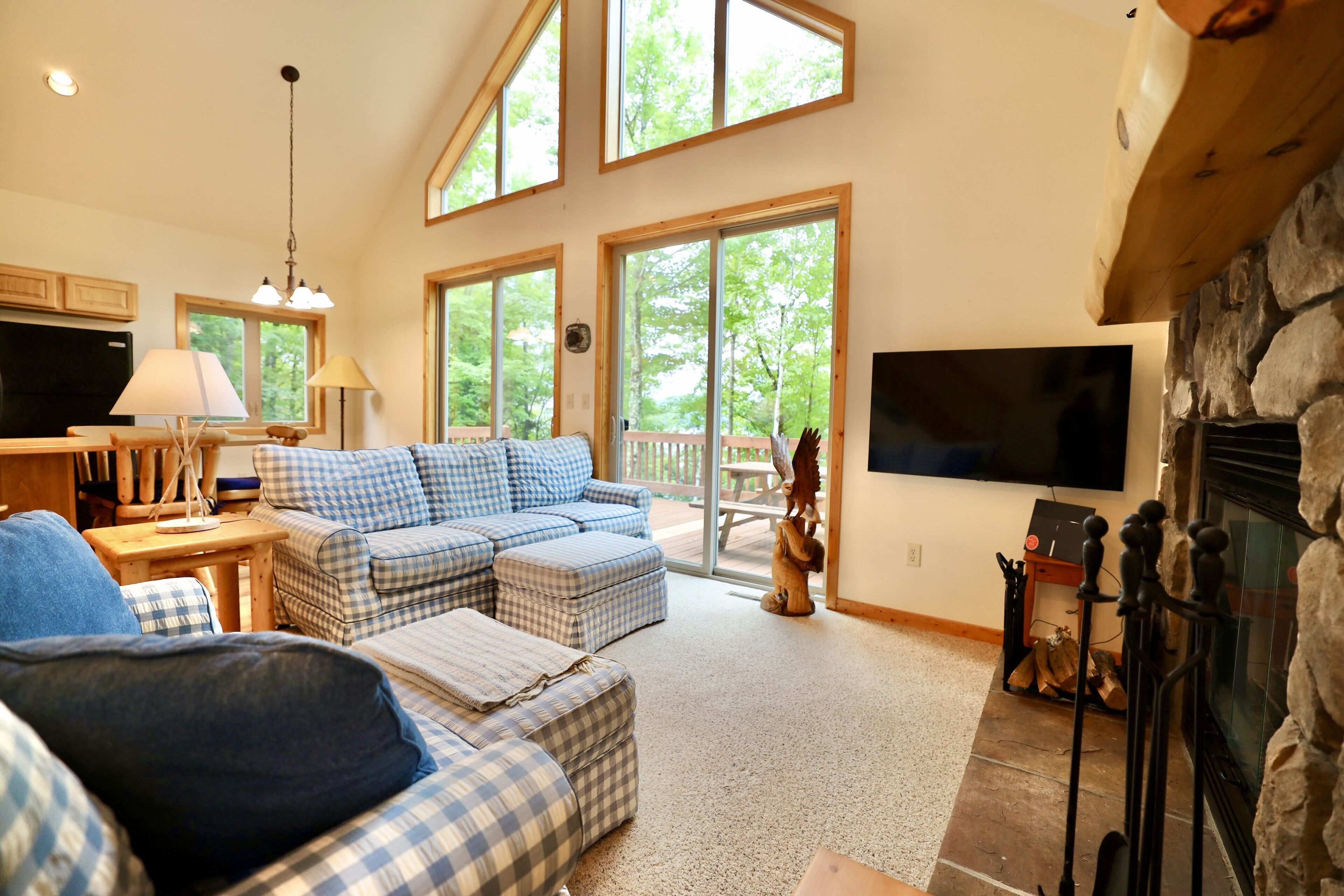 Waterfront Home, Pet-friendly, Canoe Included! Spring And Summer Dates Open! - Manitowish Waters, WI