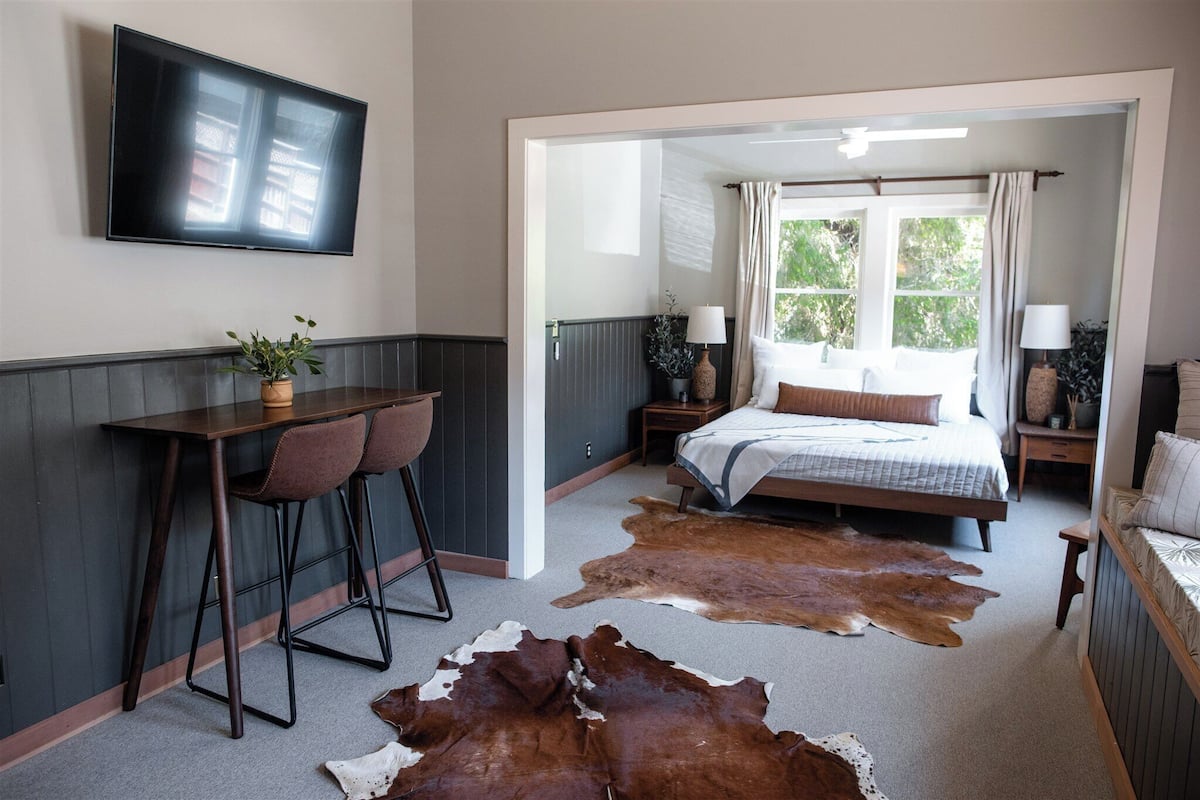Quarto Signature | 1 quarto, minibar, cortinas/cortinados opacos, Wi-fi grátis