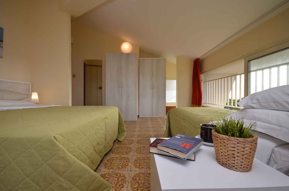 Apartamento Vacacional Sólo 200 M De La Playa - Bibione Pineda
