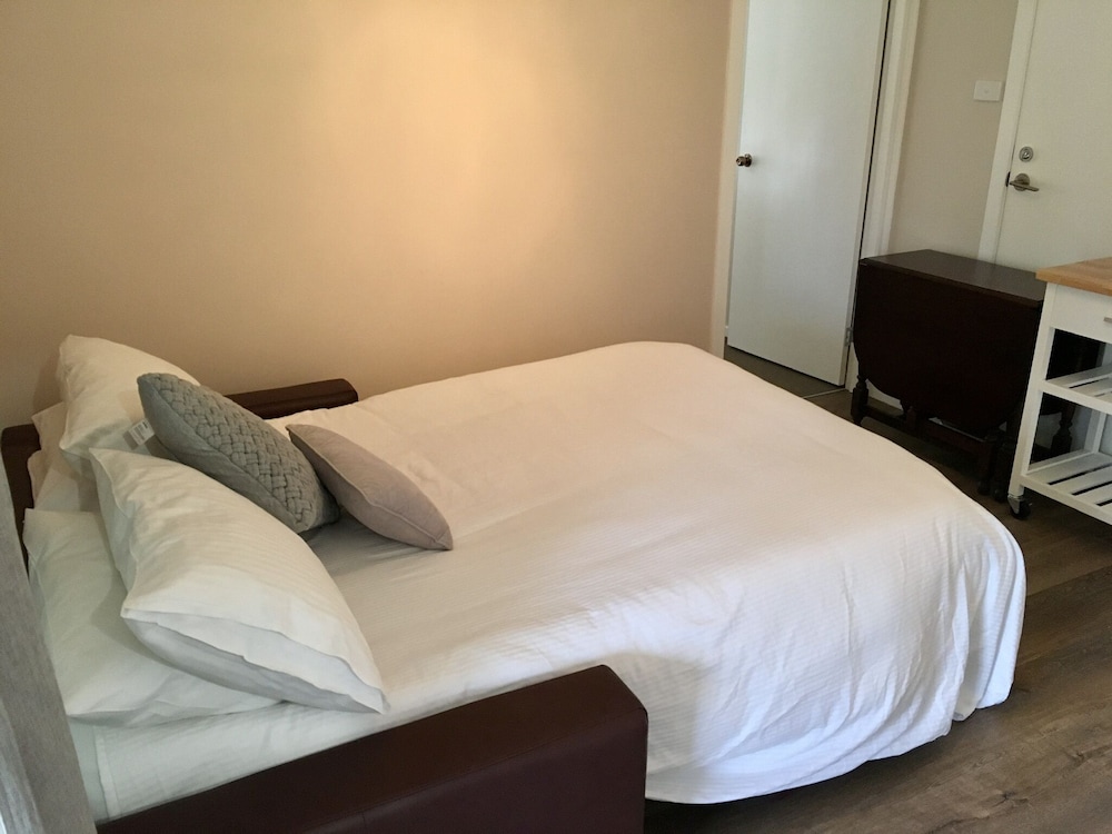 Great For Couples + Walk To Cellar Doors - Paxton