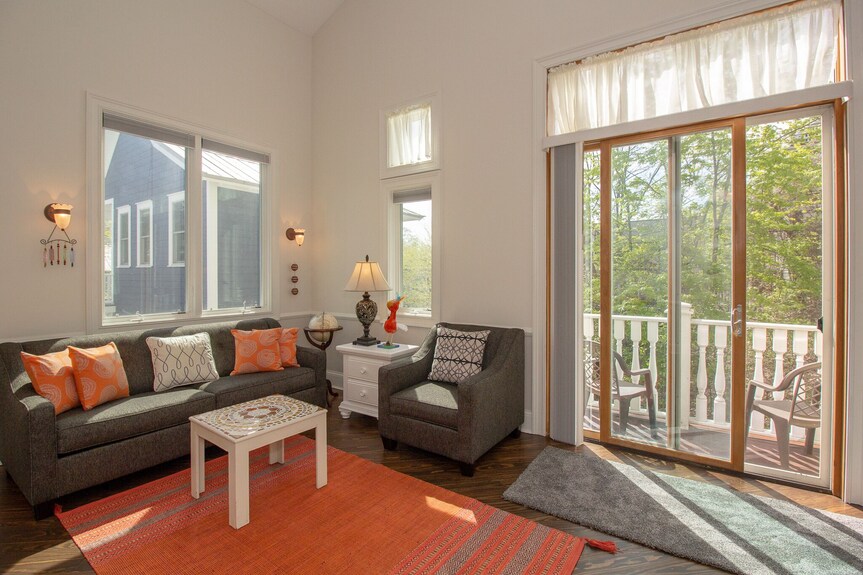 Beachwalk Guest Cottage Across From Lake Michigan - Washington Park Zoo, Michigan City