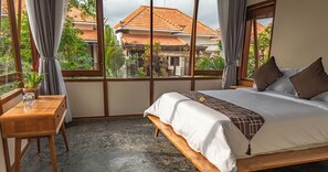 Villa de Luxo, 2 quartos | Cofre no quarto, secretária 