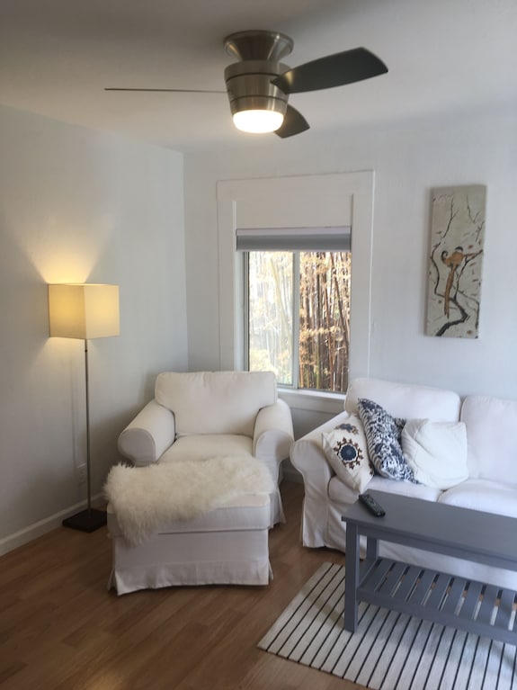 Charming Mid-century Bungalow In The Heart Of Old Petaluma - Napa Valley, CA