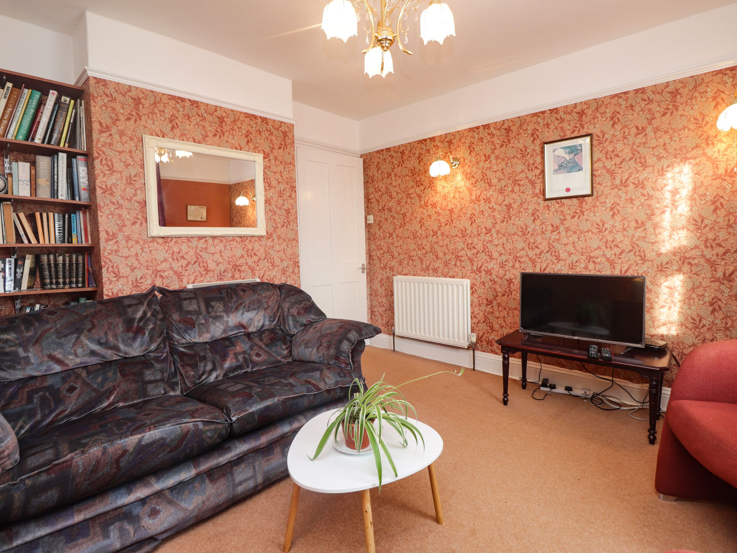 Old Post Office, Pet Friendly, Character Holiday Cottage In Hamstreet - Kent