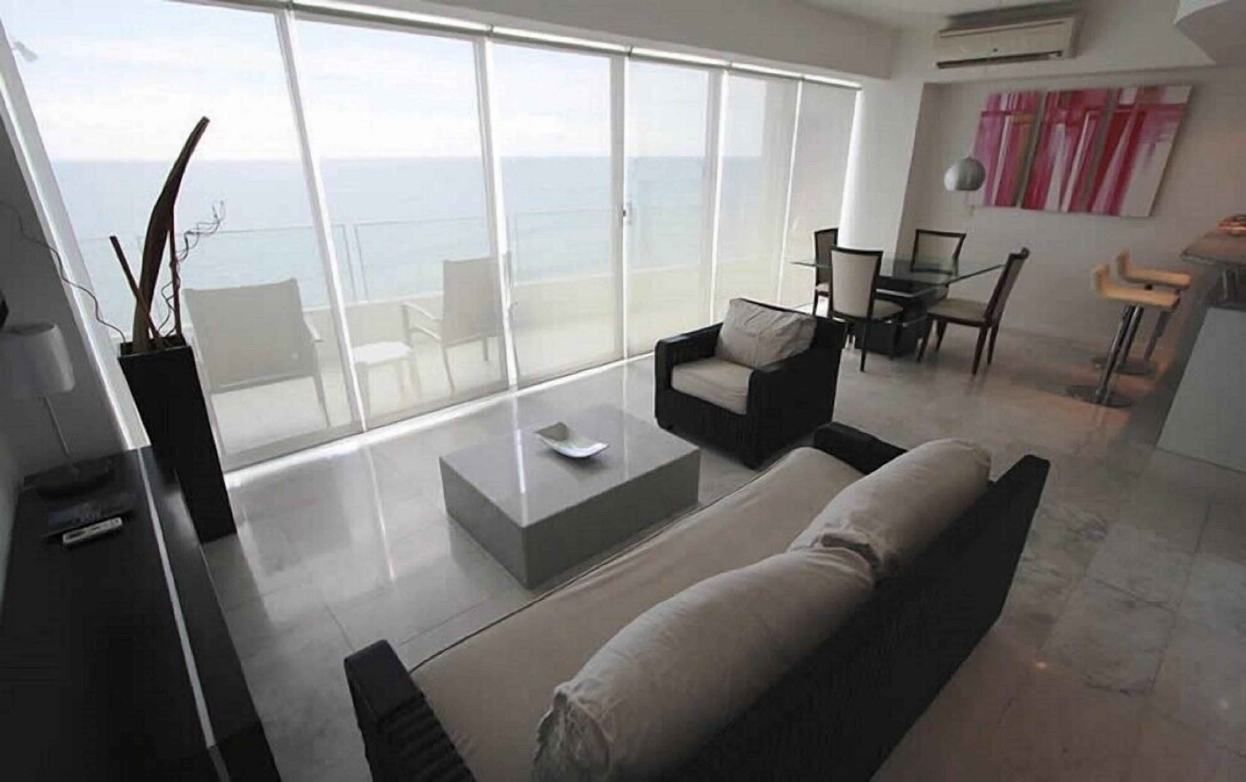 Royal Park Original 1br Condo With Pool And Gym - Mazatlán