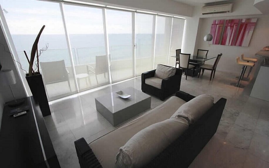 Royal Park Original 1br Condo With Pool And Gym - Mazatlán