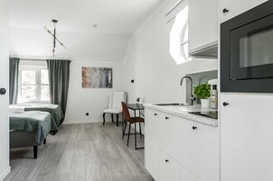 Quarto Twin Comfort, 2 camas individuais | Roupa de alta qualidade, com decoração personalizada 