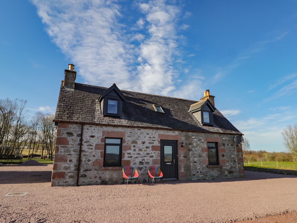 Nanville - Loch Ness