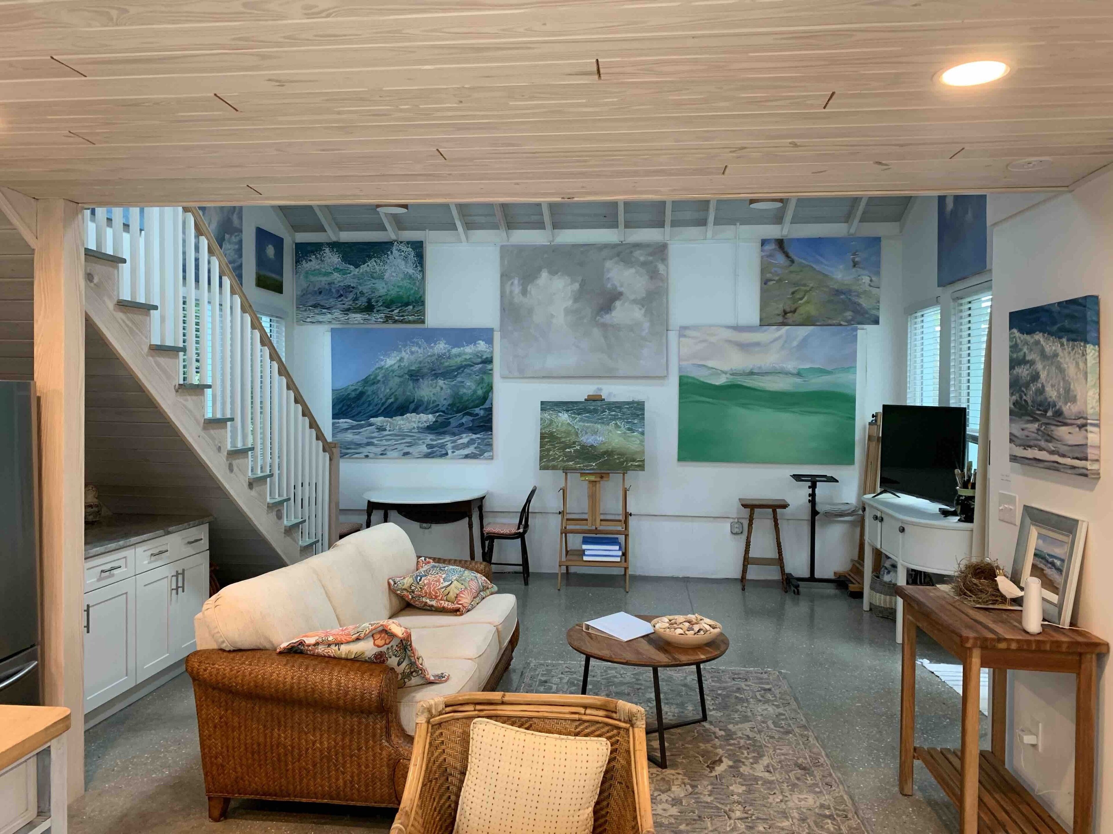 Beautiful Large Sun-drenched Artist Loft Studio - Jensen Beach, FL